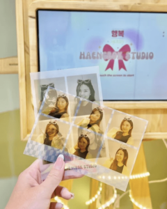 13 Affordable Photo Studios & Booths In Singapore 2025