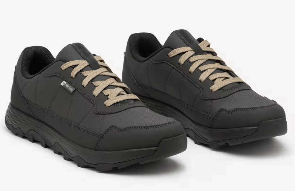 9 Best Waterproof Shoes For Flash Floods In Singapore