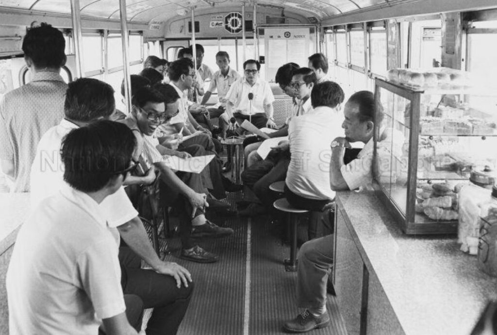 Catch This Retro Bus Serving 1980s Nostalgia & Free Kopi