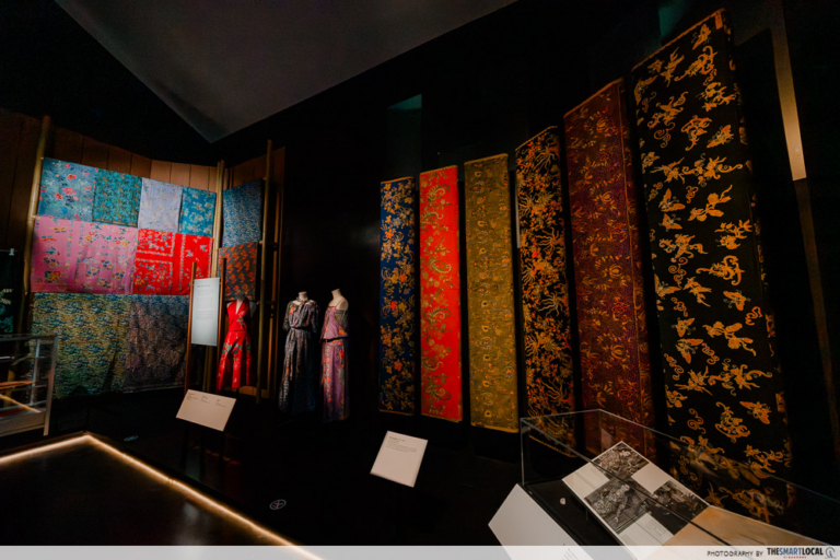 Batik Nyonyas Exhibition At The Peranakan Museum