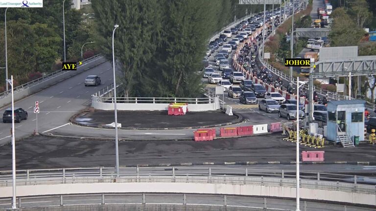 8 Free Apps & Sites To Check Real-Time Causeway Traffic