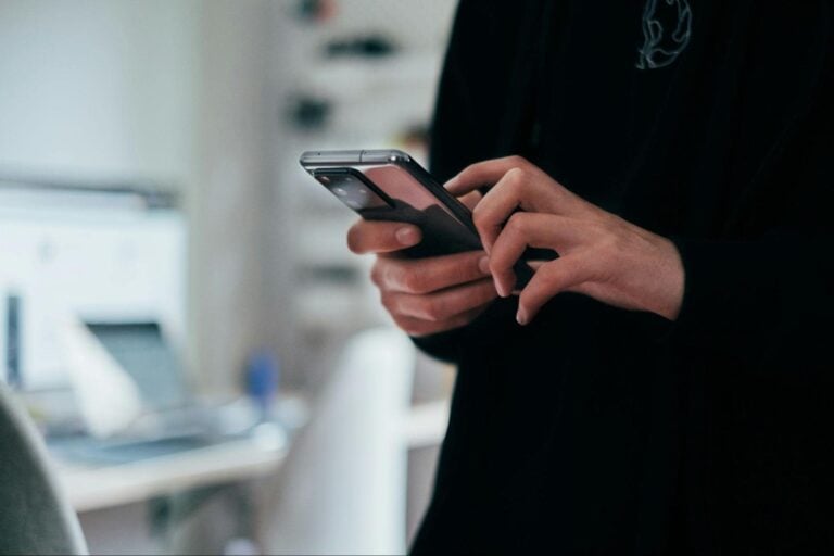 16 Affordable SIM Only Plans In Singapore (2026 Guide)