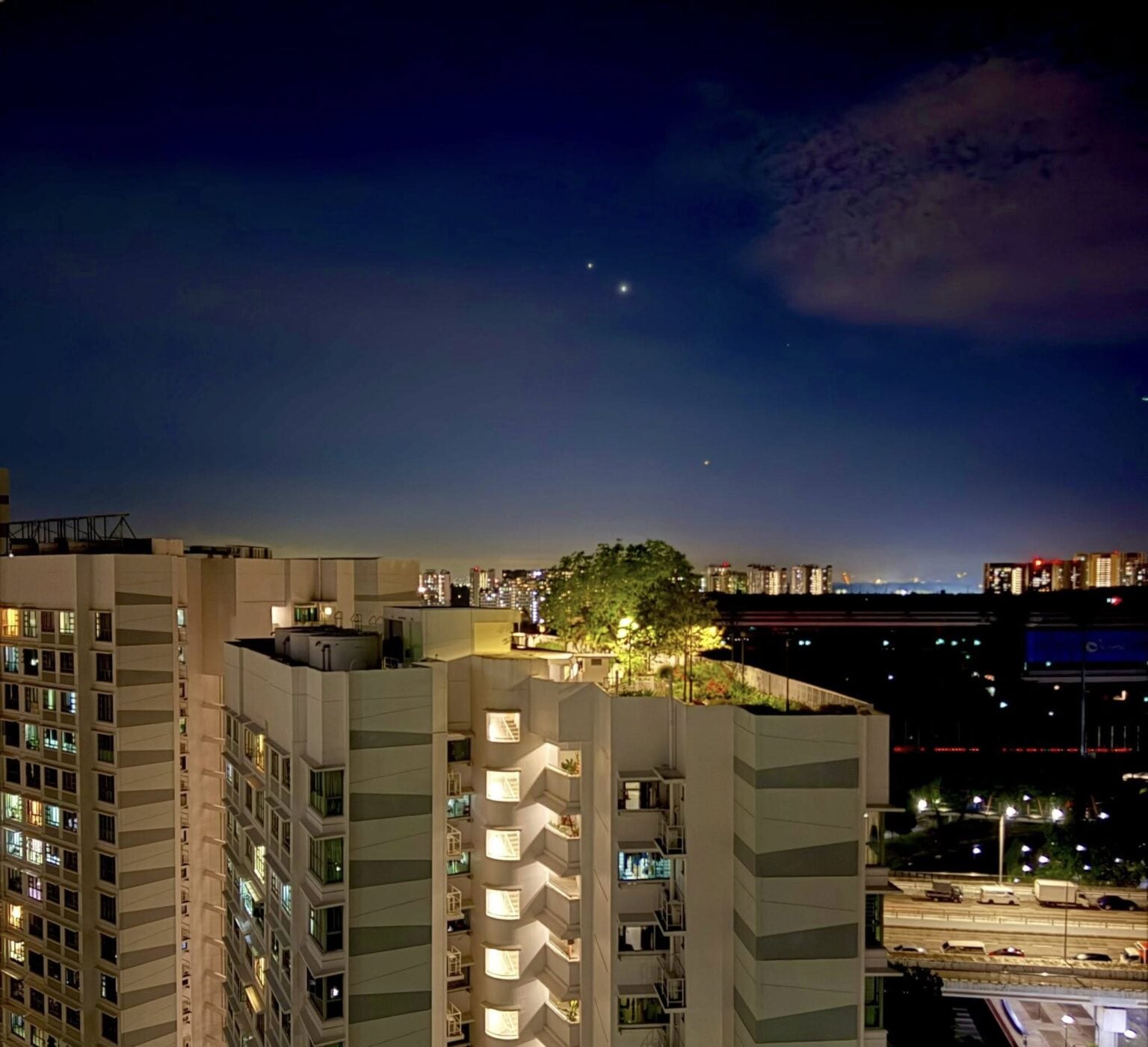 Venus & Jupiter Conjunction: When & How To See Them In SG